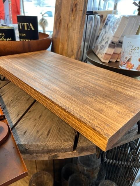 Lysfat/brett i tre med metallbein - Hjerterom